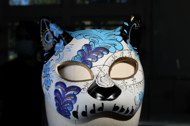 Gatto (Cat) Mask Collection – Bayou Gumbo Souvenir